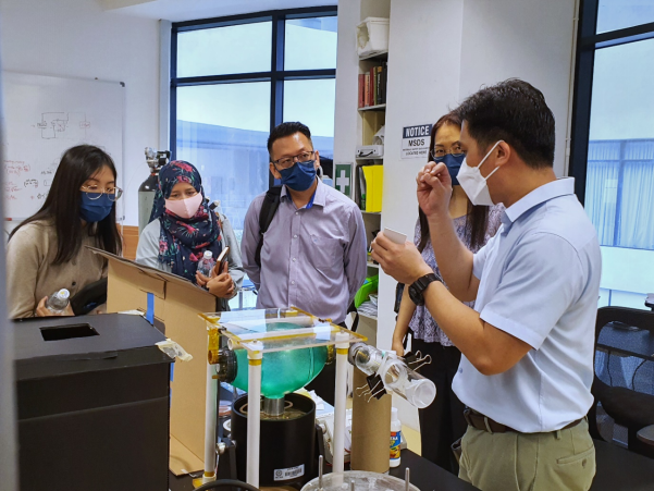 TNB Research Explores Collaboration with XMUM